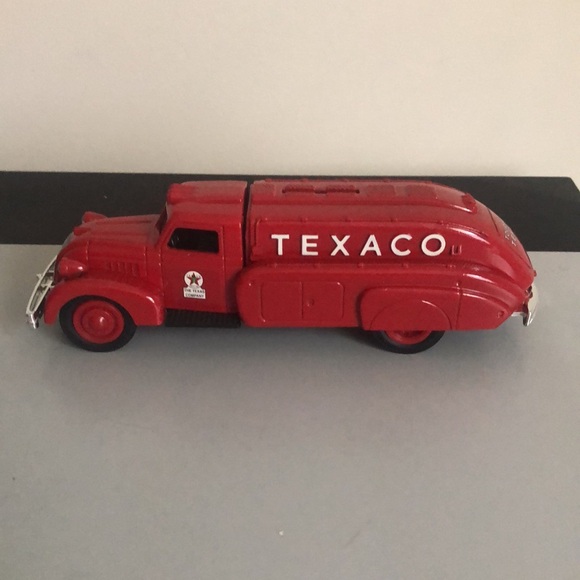 ERTL | Toys | Ertl Texaco 939 Dodge Airflow Tanker Truck Bank | Poshmark